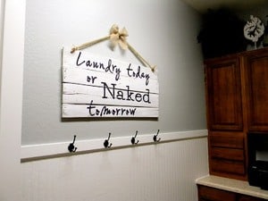 38 DIY Pallet Wood Signs to Make and Create | SawsHub