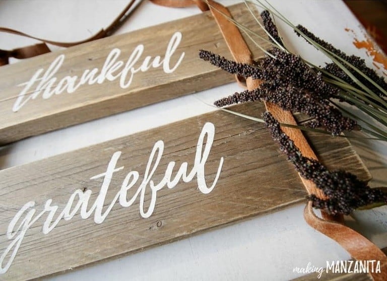 38 DIY Pallet Wood Signs to Make and Create | SawsHub