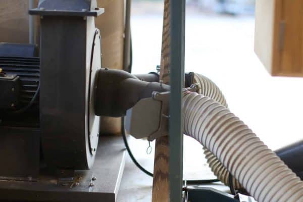 How to Make a DIY Dust Collector for Your Shop | SawsHub