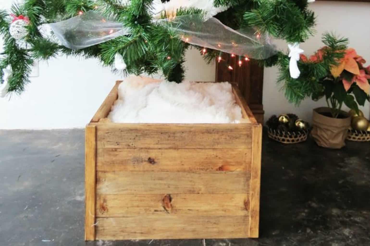 17 DIY Christmas Tree Stand Ideas for the Holiday Season | SawsHub