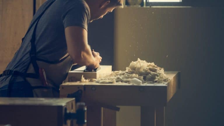 How to Use an Electric Hand Planer | SawsHub