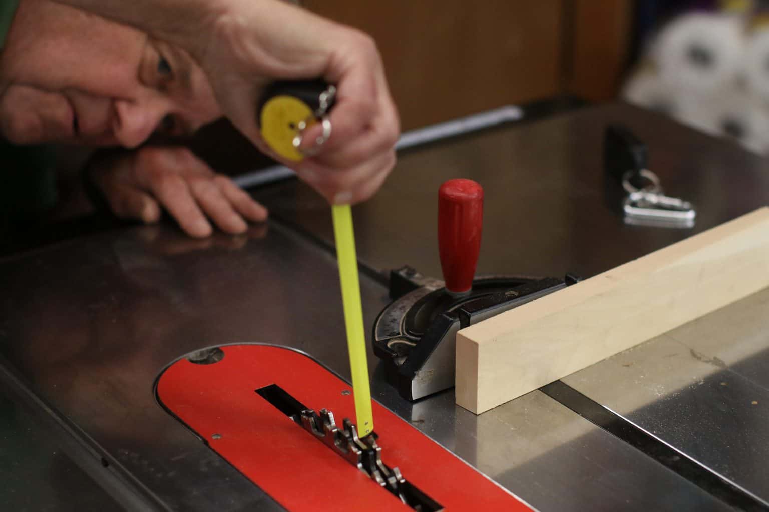 How to Cut a Notch in Wood | SawsHub