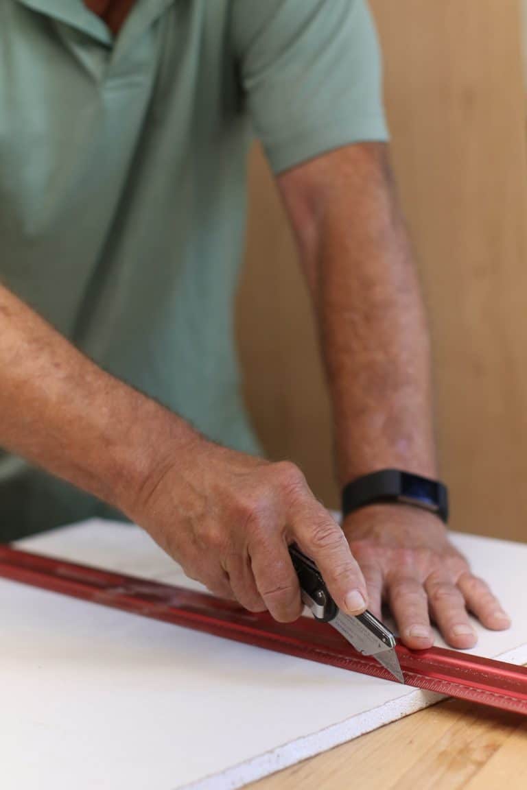 4 Easy Ways for How to Cut Cement Backer Board | SawsHub