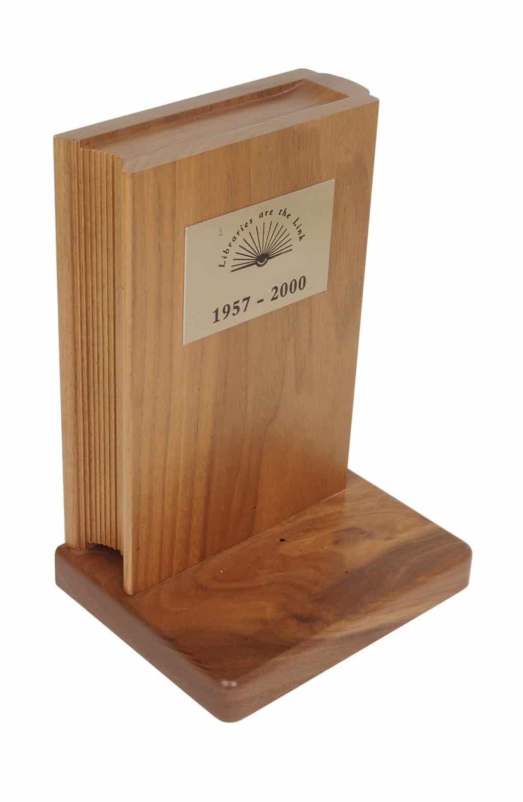 50 Small Wood Projects That Are Simple and Easy | SawsHub