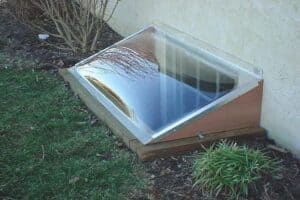 Top 19 Outdoor Well Cover Ideas | SawsHub