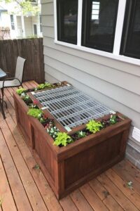 Top 19 Outdoor Well Cover Ideas | SawsHub