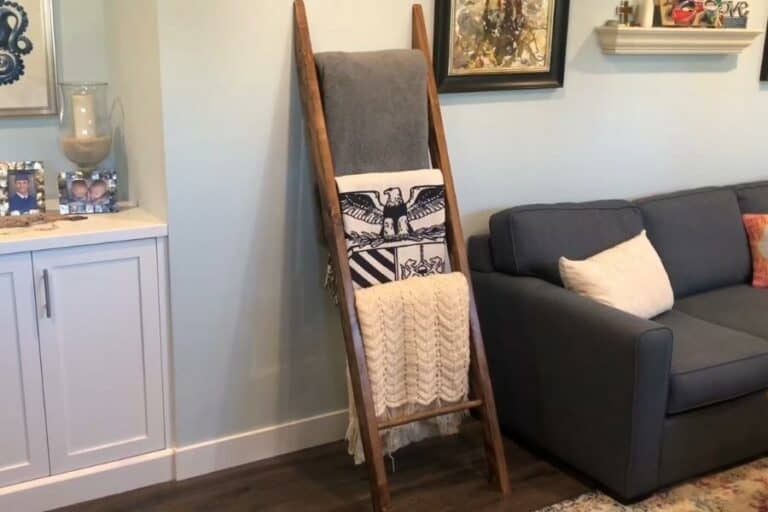 52 Easy Woodworking Projects That Sell | SawsHub