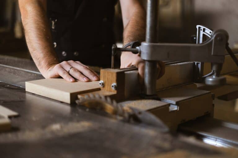 How To Cut A French Cleat | SawsHub