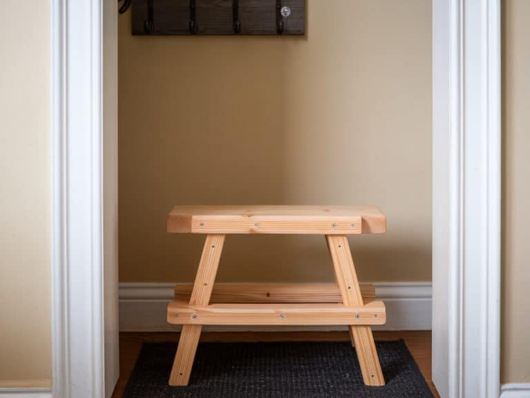 18 Woodworking Projects Even A Beginner Can't Mess Up | SawsHub